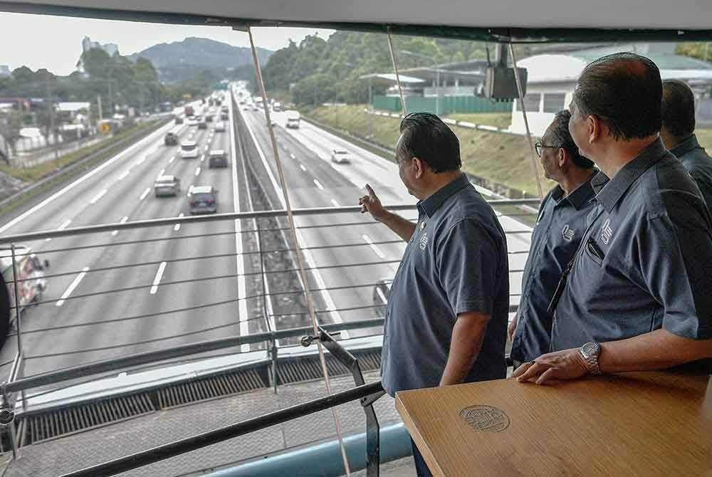 Kenderaan berat lebih had muatan punca utama kerosakan jalan - Nanta ...