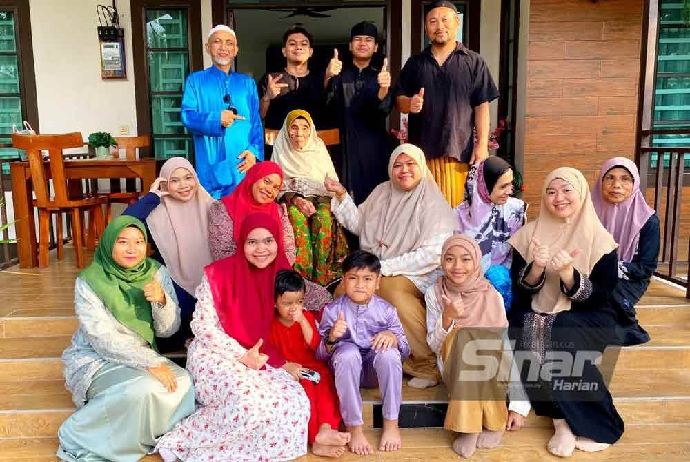 Nenek 112 tahun gembira sambut raya - Sinar Harian