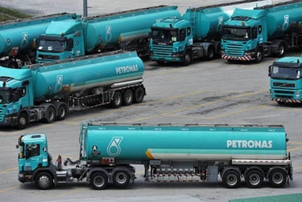 Khabarnya lori Petronas paling selamat, kurang kemalangan - Sinar Harian