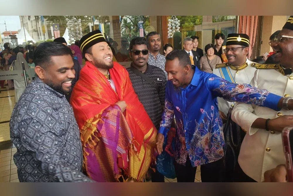 Farhash Wafa Salvador enggan jumpa media - Sinar Harian