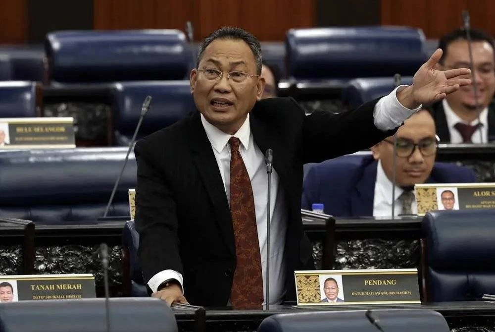 Cabar ahli Parlimen bergaduh, MP Pendang digantung 10 hari - Sinar Harian