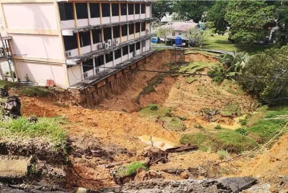 Tanah runtuh di IPG Gaya: Bangunan kuarters diarah kosong serta-merta ...