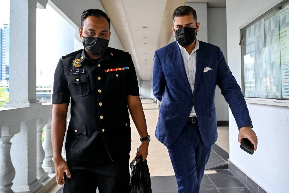 Pengarah syarikat didakwa minta suapan RM5 juta - Sinar Harian