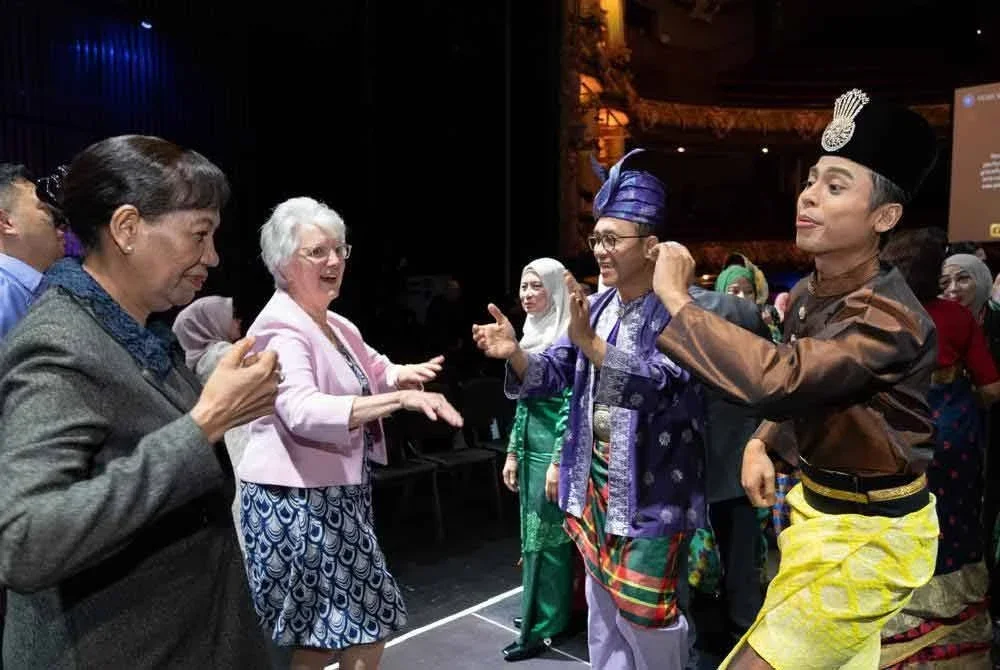 Persembahan budaya eratkan hubungan Malaysia, New Zealand - Sinar Harian