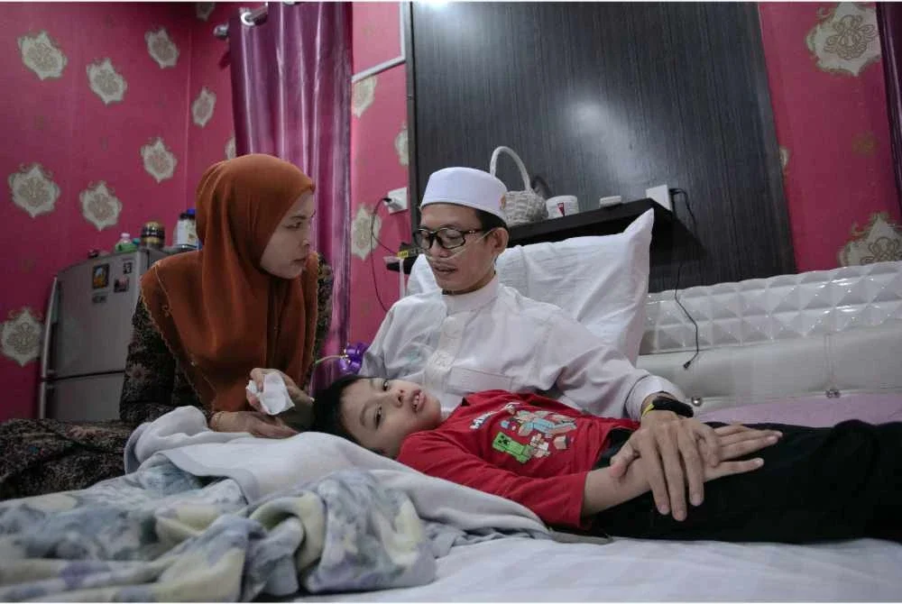 Lawan tiga kanser, Cikgu E nekad 'berjuang' hingga hujung nyawa - Sinar ...