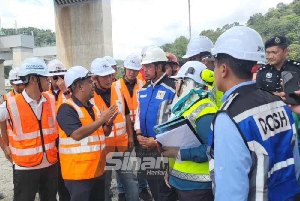 Binaan ECRL runtuh, pemandu jentera dipanggil - Kesuma - Sinar Harian