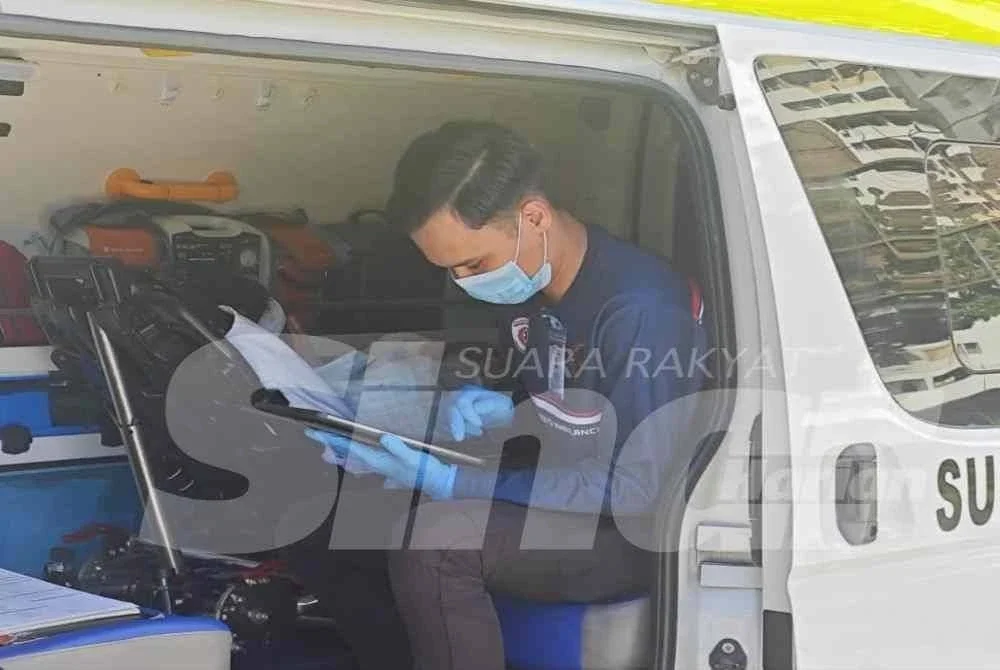 Adik tetak abang guna parang di kebun durian - Newswav